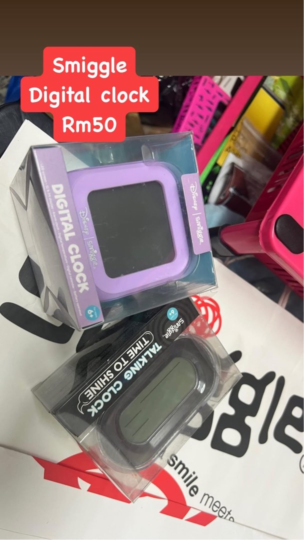 Smiggle Clock & Speaker, Babies & Kids, Babies & Kids Fashion on Carousell