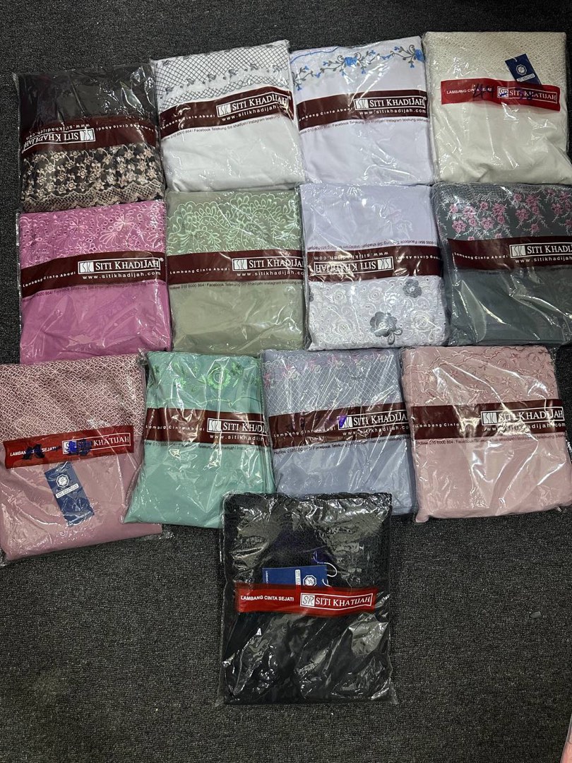 Telekung Siti Khadijah, Women's Fashion, Muslimah Fashion, Prayer Sets ...