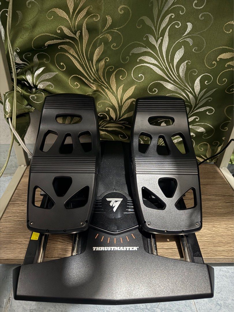 Thrustmaster T. Flight Rudder Pedals (with Free Jeppesen for Windows ...
