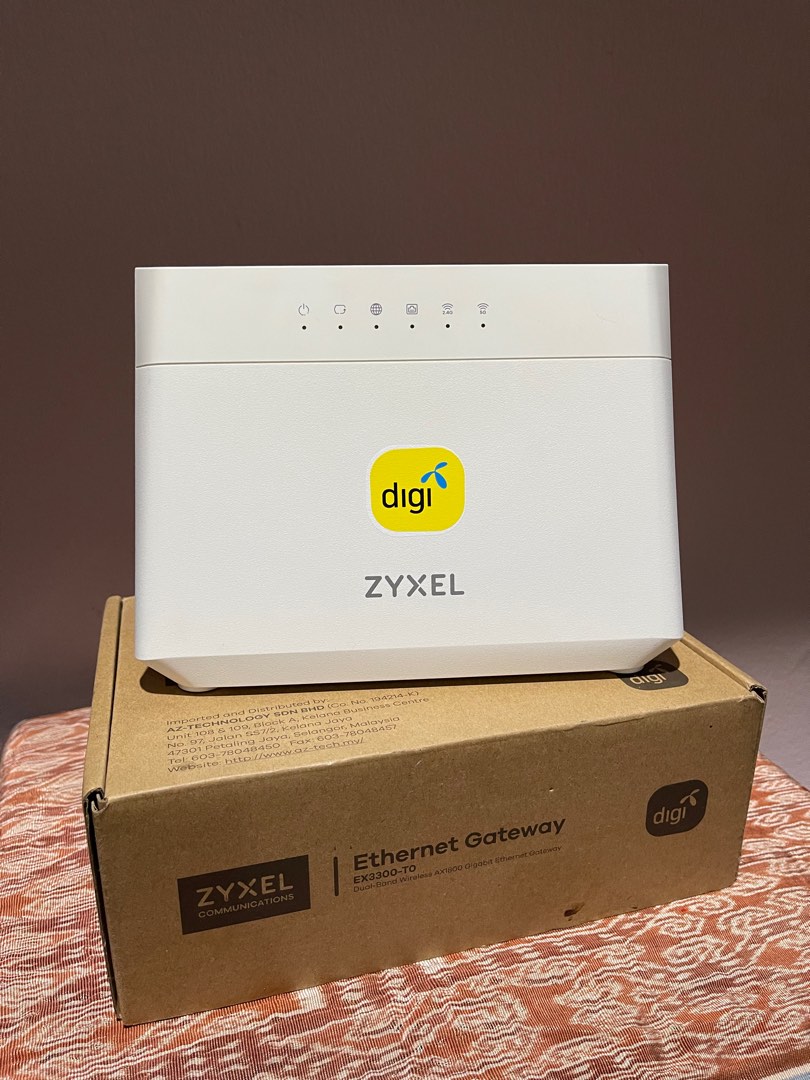 Zyxel Ethernet Gateway EX3300-TO Dual-Band Wireless AX1800 Gigabit Ethernet Gateway (Digi ...