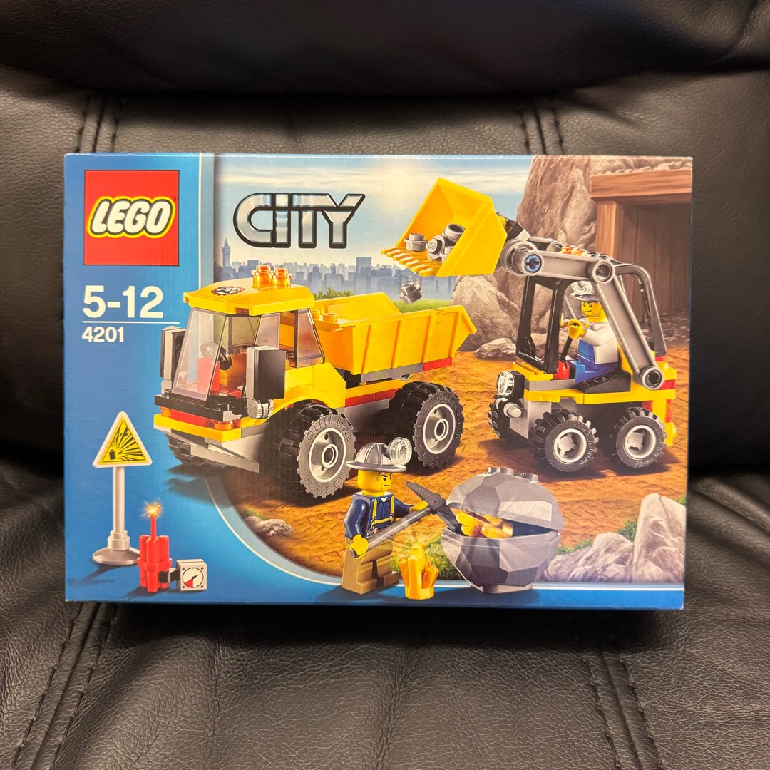 [全新未拆] Lego 4201 Loader and Tipper (2012年產), 興趣及遊戲, 玩具 & 遊戲類 - Carousell