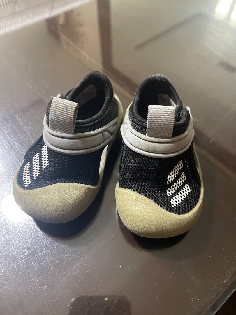 Adidas Unisex Altaventure Court, Babies & Kids, Babies & Kids Fashion ...