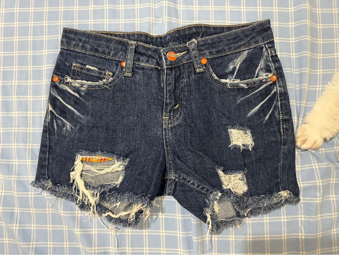 Bench Ragged Denim Shorts, Women's Fashion, Bottoms, Shorts on Carousell