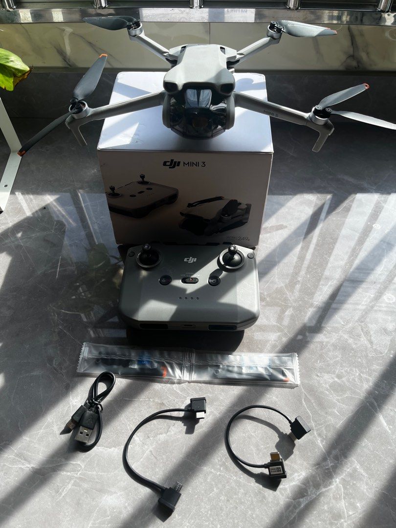 DJI Mini 3 Drone + Memory Card 64 GB, Photography, Drones on Carousell