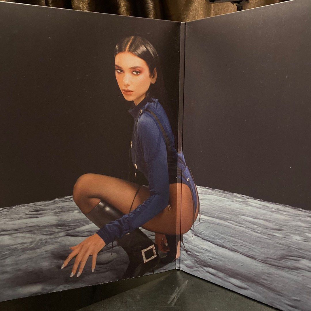 Dua Lipa - Future Nostalgia (Moonlight Edition), Musik & Media, CD, DVD & Lainnya di Carousell