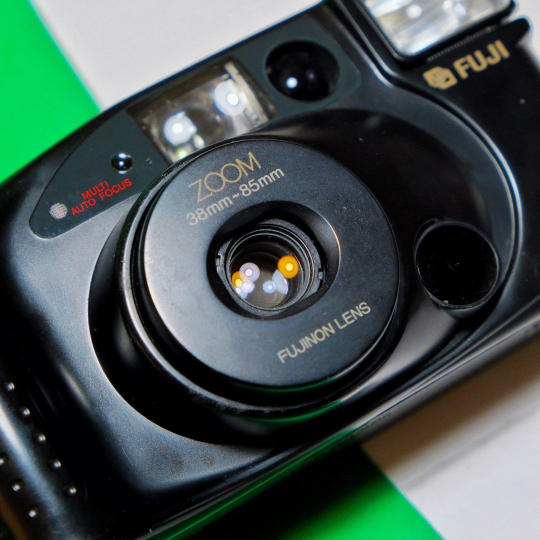 Fuji Zoom Cardia 900 Date 35mm Film Camera, Photography, Cameras on Carousell