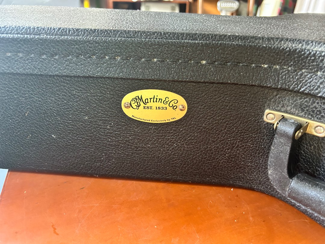 Genuine Martin Hard Shell Case for dreadnought, Hobbies & Toys, Music ...