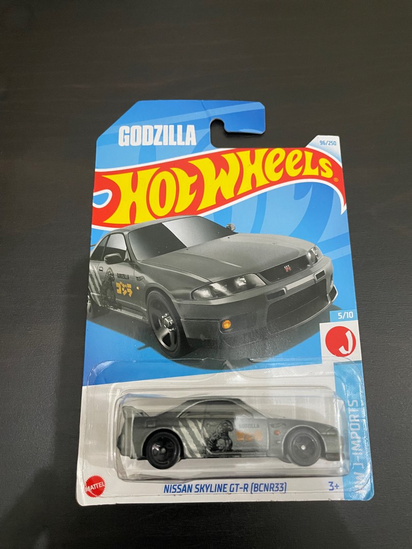 Hot Wheels R33 Godzilla, Hobbies & Toys, Toys & Games on Carousell