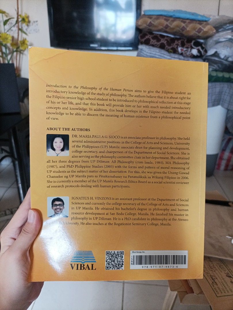 Introduction to the Philosophy of the Human Person - M. Sioco, I. Vinzons, Hobbies & Toys, Books ...