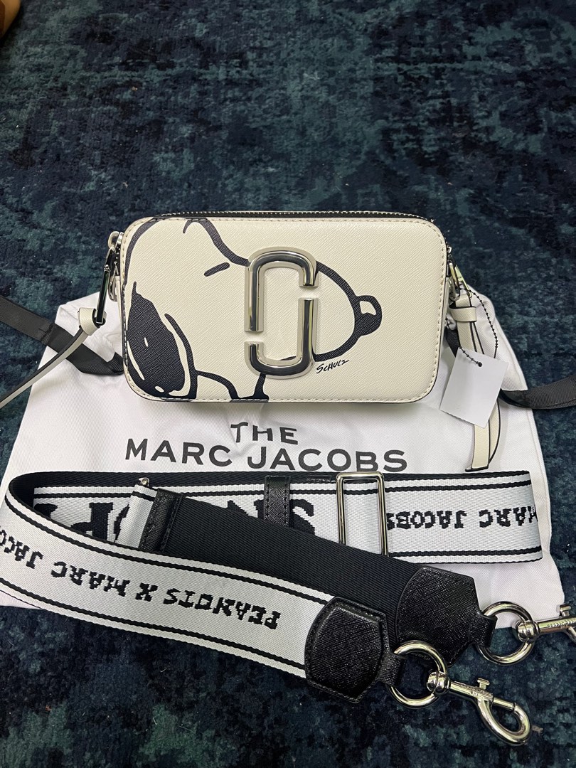 MARC JACOB X PEANUTS, Women's Fashion, Bags & Wallets, Shoulder Bags on ...