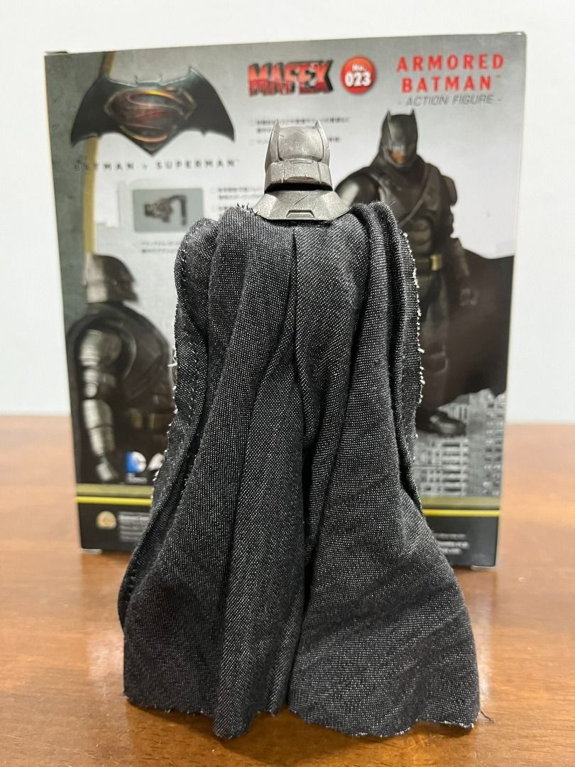 Medicom Mafex BvS Batman Vs Superman DC Snyderverse Armored Batsuit BIB ...