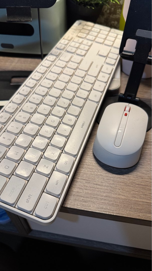Mi keyboard with mouse (wireless), Computers & Tech, Parts ...
