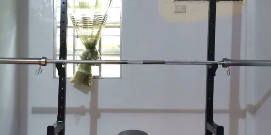 Olympic Bearing Bar, 7-ft, with Spring Lock, Sports Equipment, Exercise ...