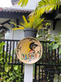 Gerabah piring dinding, Desain & Kerajinan Tangan, Karya Seni di Carousell