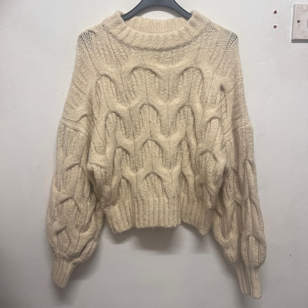 Pureknit Tocang, Women's Fashion, Tops, Other Tops on Carousell