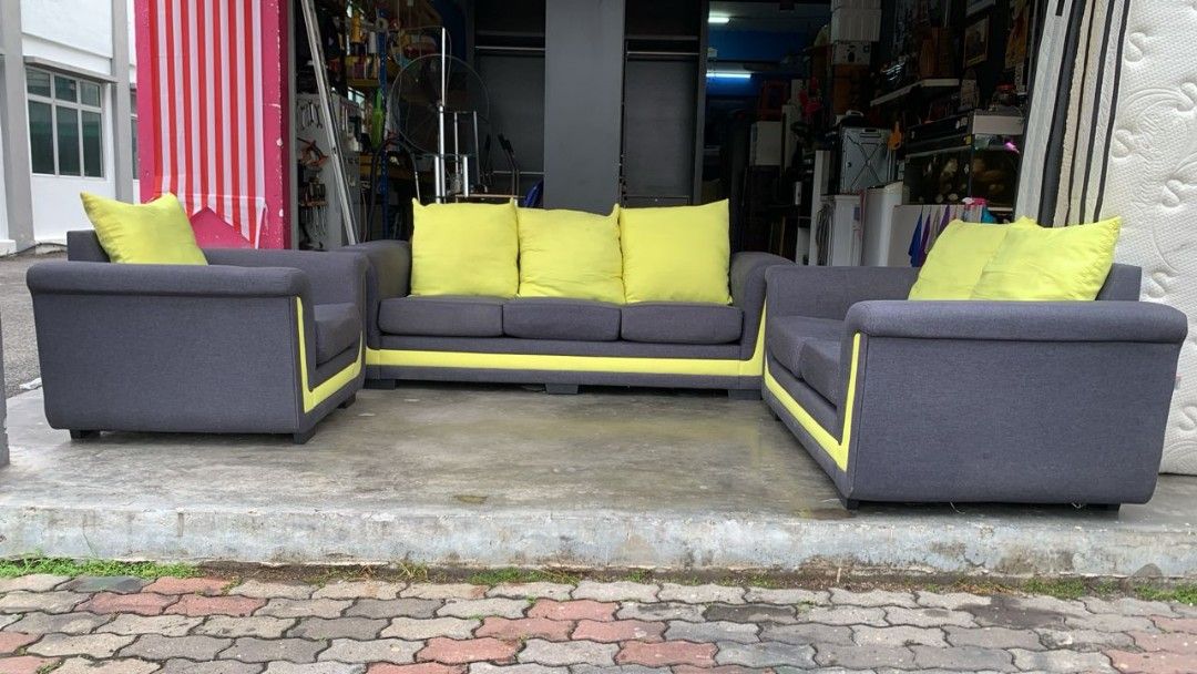 Set sofa 321 Terpakai, Furniture & Home Living, Furniture, Sofas on ...