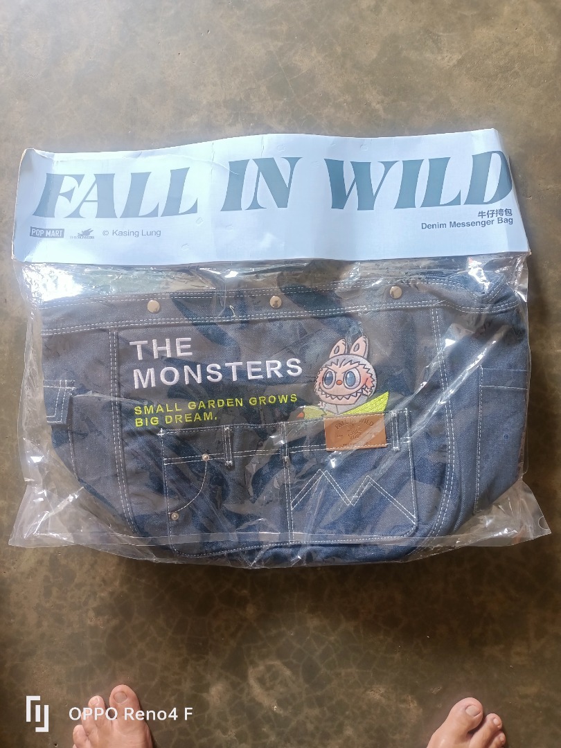 Tas labubu original popmart, Fesyen Wanita, Tas & Dompet di Carousell