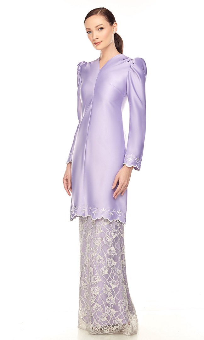 Wanzar Audrey Kurung in Pastel Purple, Women's Fashion, Muslimah ...
