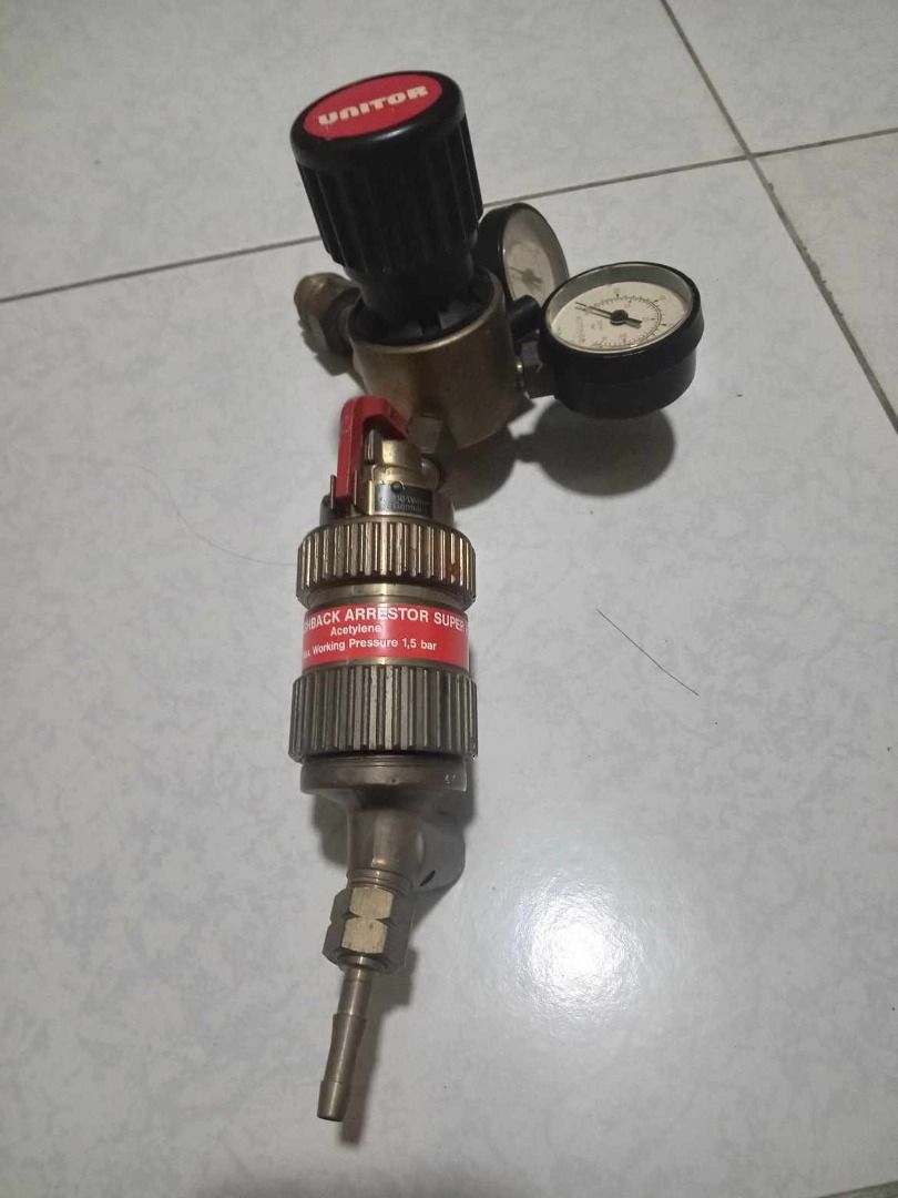 Acytylene with Flashback arrestor, maximum working pressure 1,5 ...