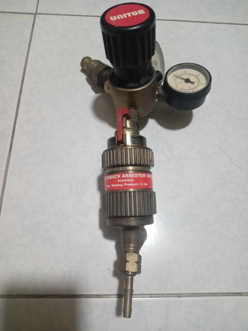 Acytylene with Flashback arrestor, maximum working pressure 1,5 ...