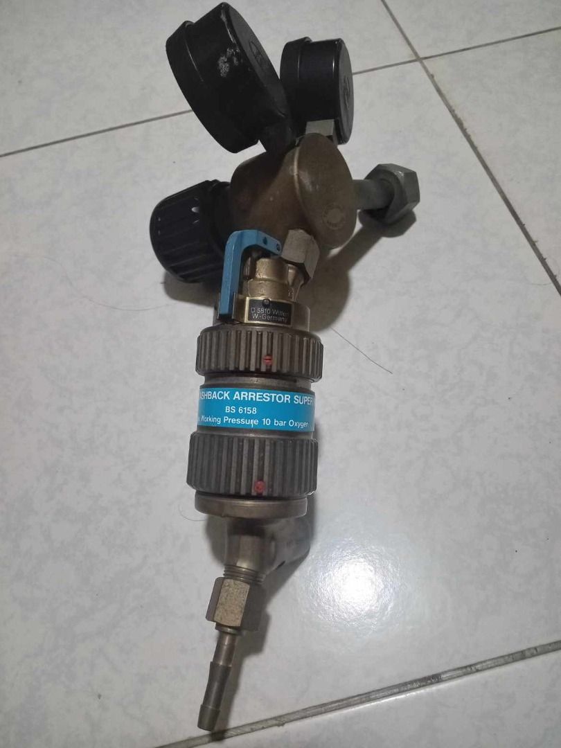Acytylene with Flashback arrestor, maximum working pressure 1,5 ...