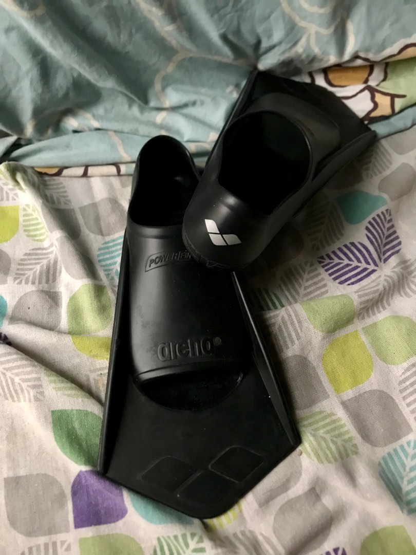 Arena Powerfin, Women's Fashion, Footwear, Slippers and slides on Carousell