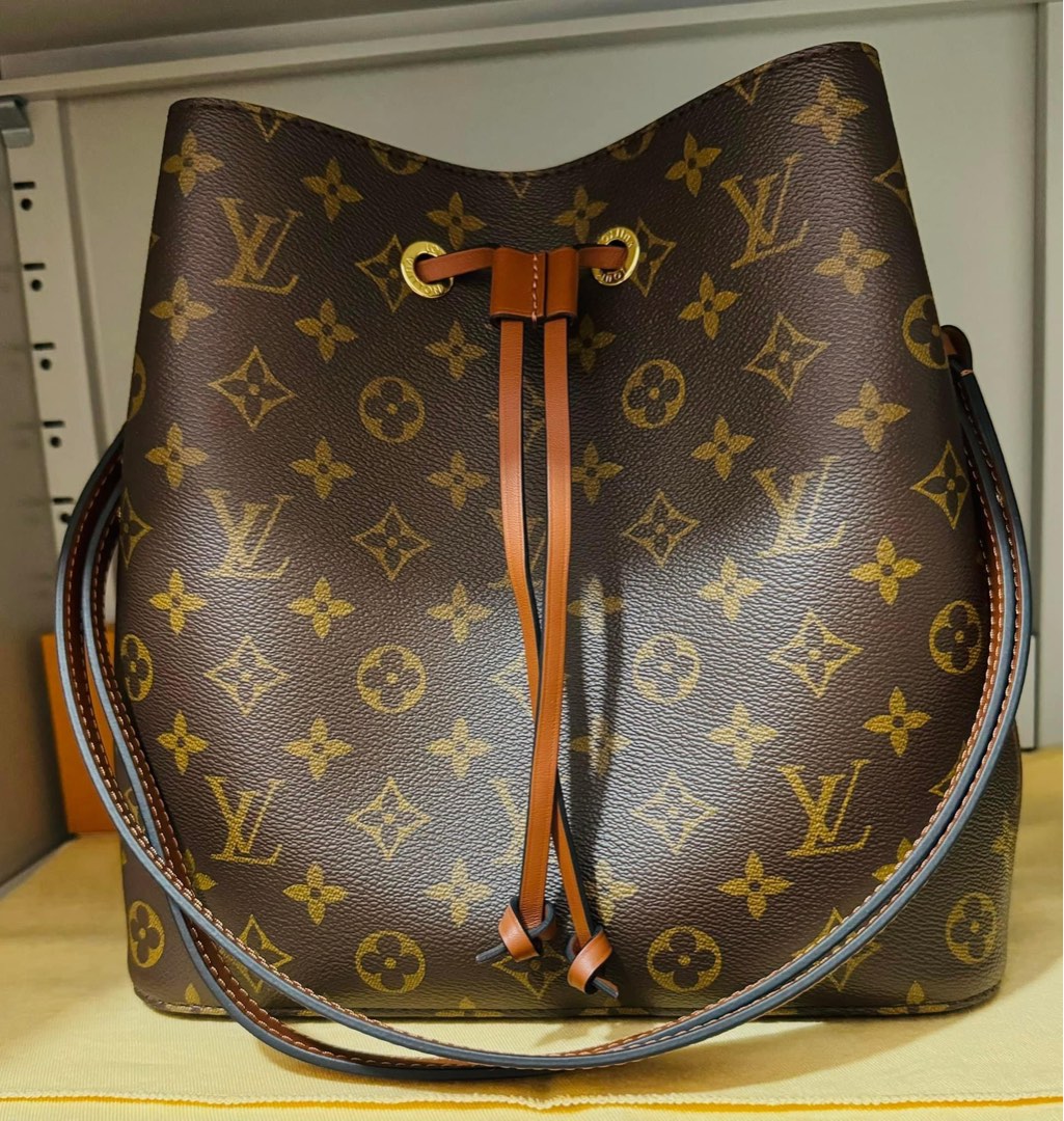 Authentic LV Bucket bag, Luxury, Bags & Wallets on Carousell