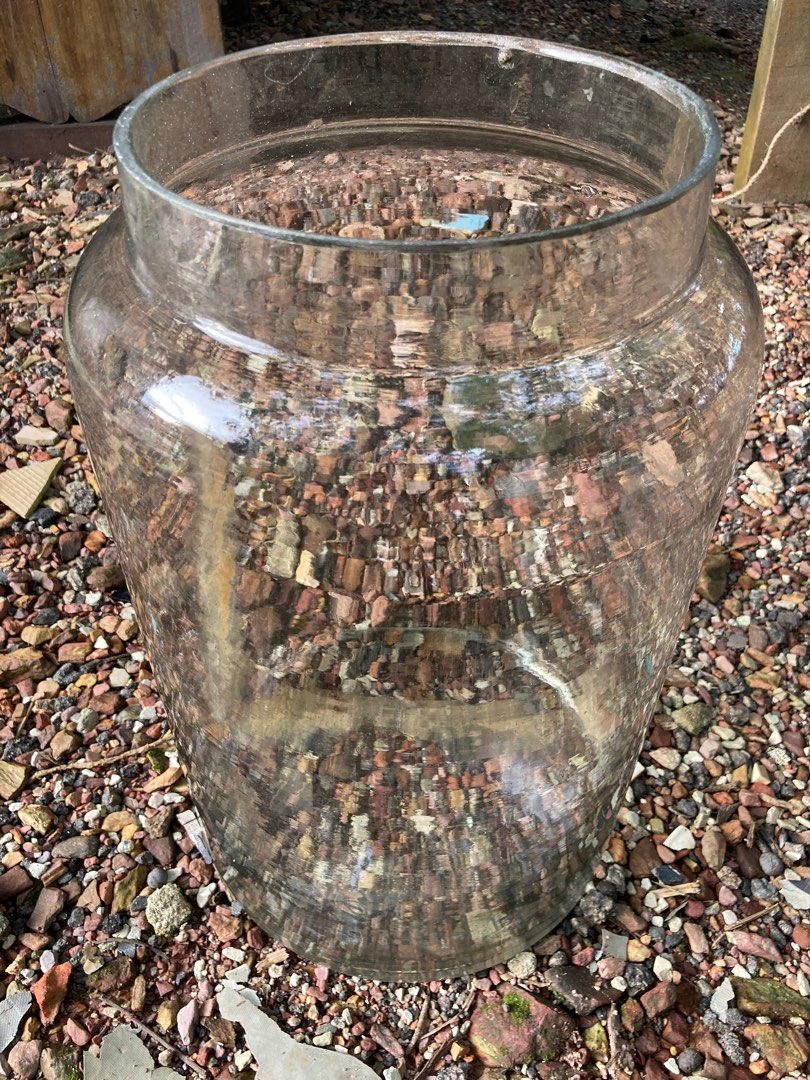 Balang kaca antik saiz besar, Furniture & Home Living, Home Decor ...