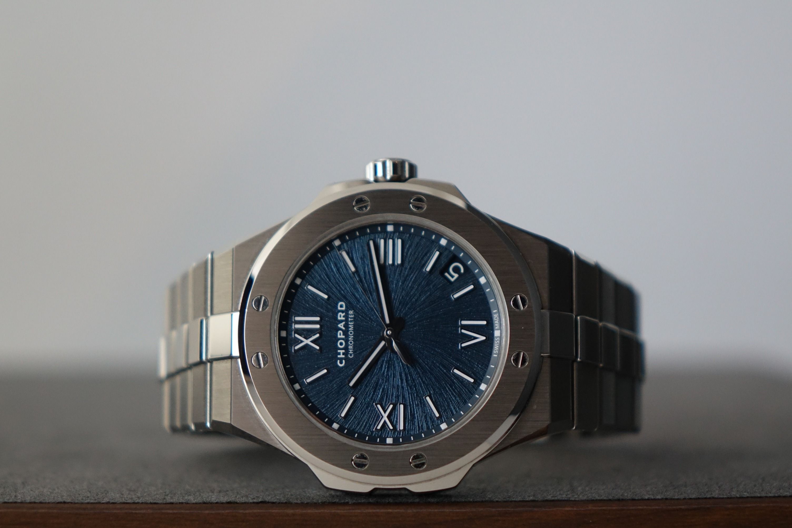 Chopard Alpine Eagle 41 Blue 298600-3001 full set, Luxury, Watches on Carousell