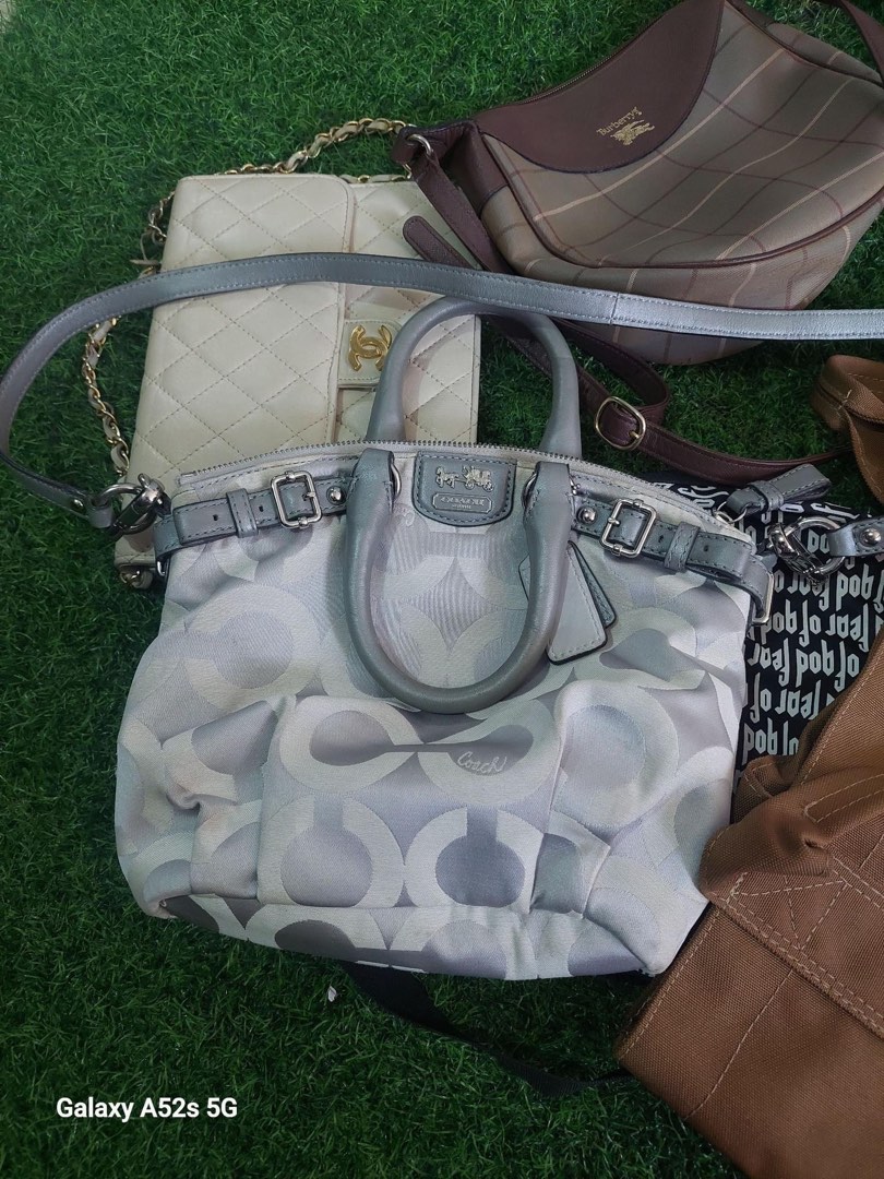 COACHHHHHH TWO WAY SLING ORIG NA MAY SLING PA, Luxury, Bags & Wallets ...