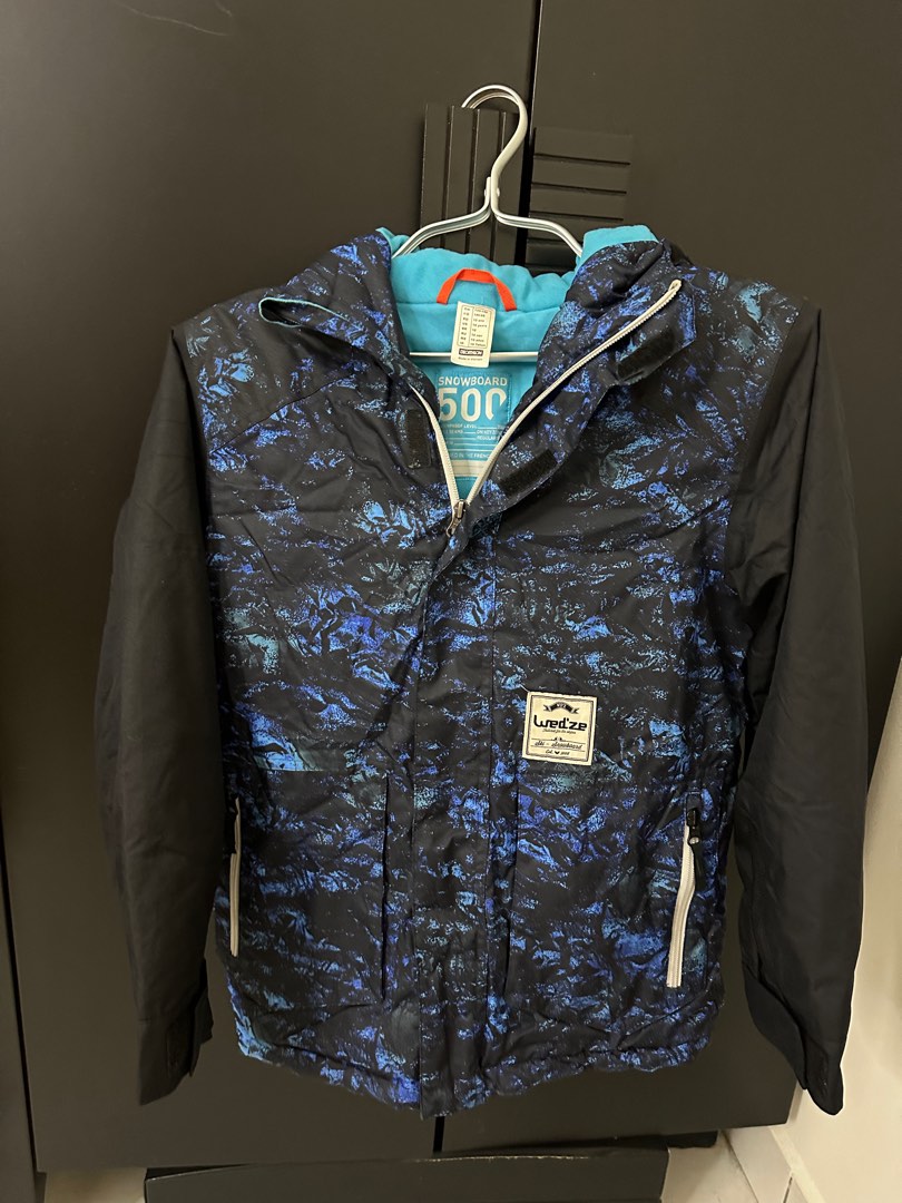 Decathlon winter Jacket, Babies & Kids, Babies & Kids Fashion on Carousell