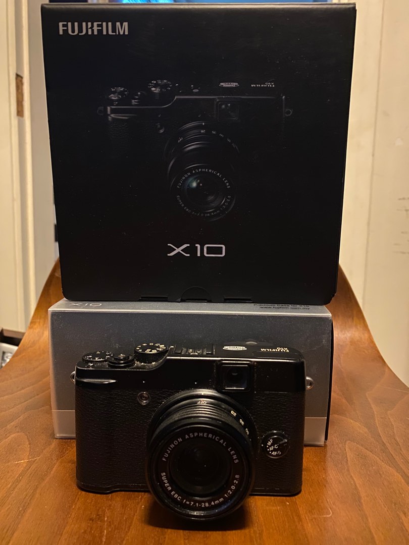 Fujifilm X10 Camera, Photography, Cameras on Carousell