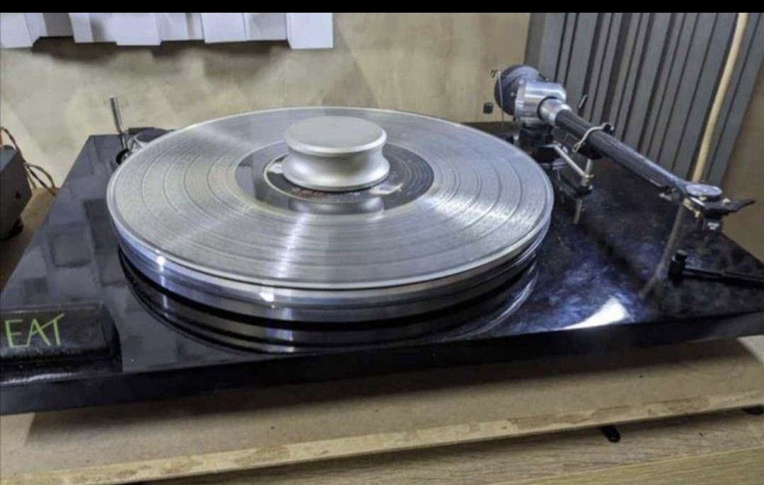 High End Turntable EAT Prelude C/W External Power Supply, Audio, Other ...