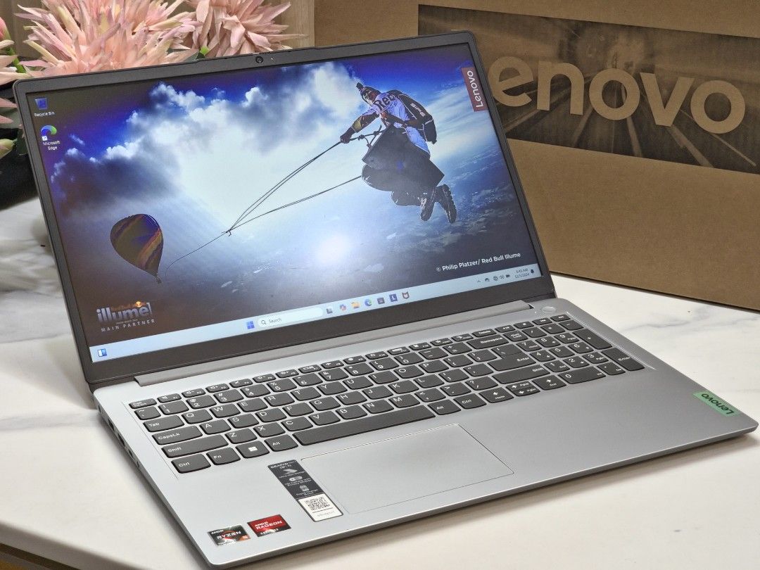 Lenovo Ideapad 82VG AMD Ryzen 5 7520U 8GB RAM 512GB SSD 15.6 inch IPS ...