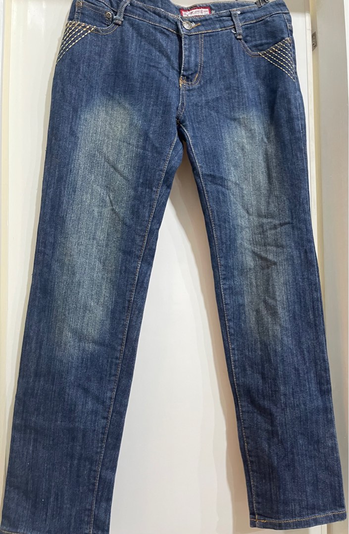 Maong Jeans, Women's Fashion, Bottoms, Jeans on Carousell