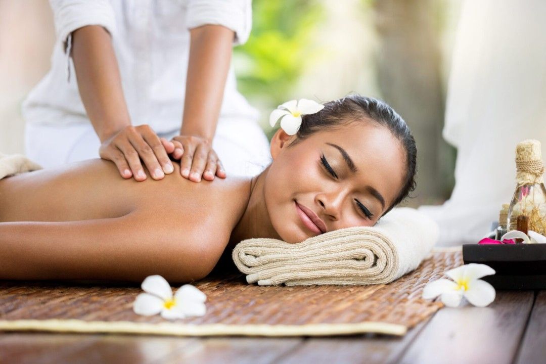 Doorstep massage store
