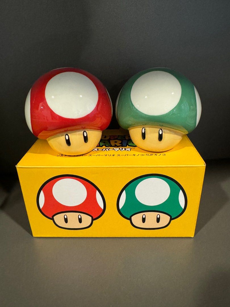 Nintendo Super Mario Mushroom Shaker, Hobbies & Toys, Collectibles ...