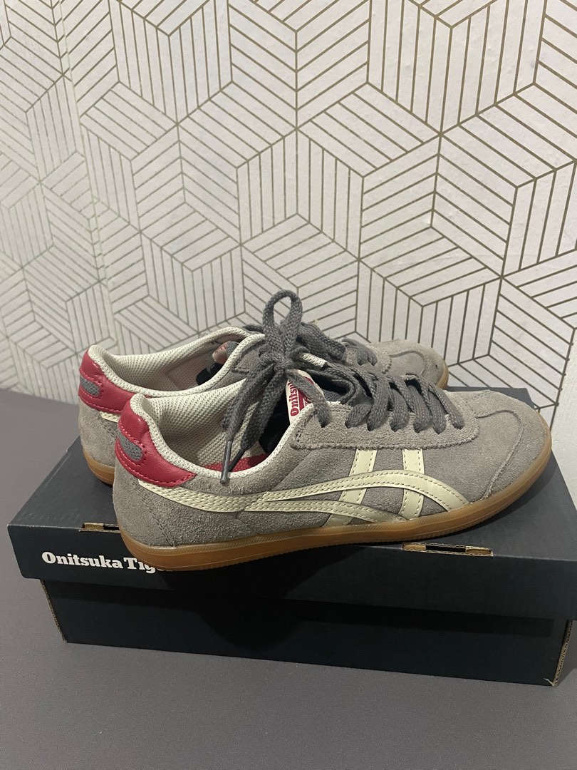 Onitsuka Tiger TOKUTEN Charcoal /Birch, Fesyen Wanita, Sepatu di Carousell