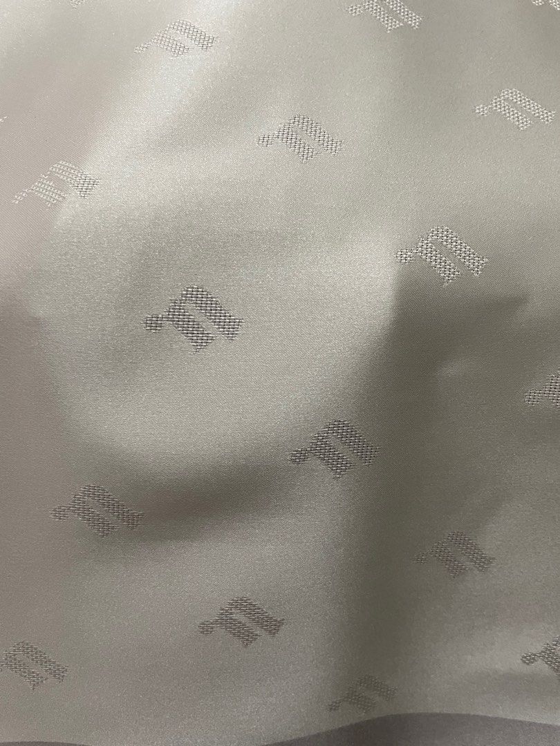 Original (New) Naelofar woda woven satin square in dove (silver to ...