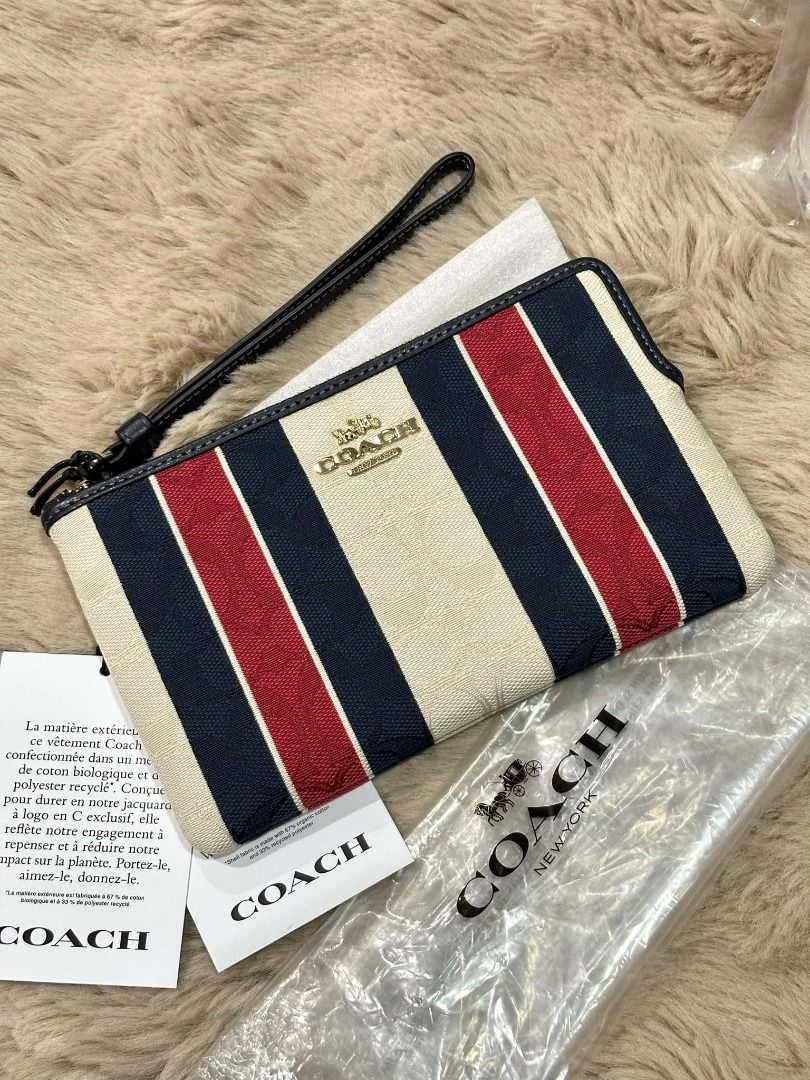 Original On Hand Coach Large Corner Zip Wristlet In Signature Jacquard ...