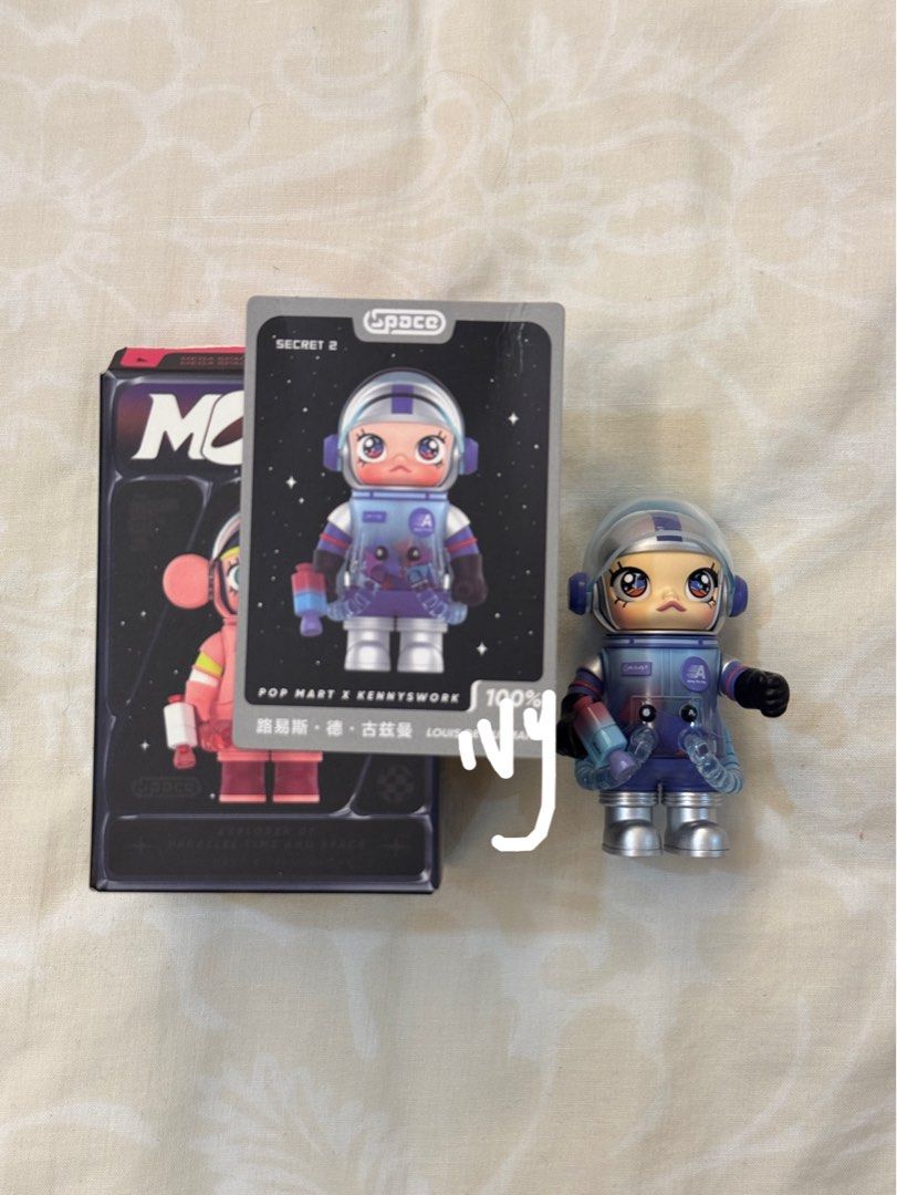 Popmart Space Molly V3 Secret Louis De Guzman 100%, Hobbies & Toys ...