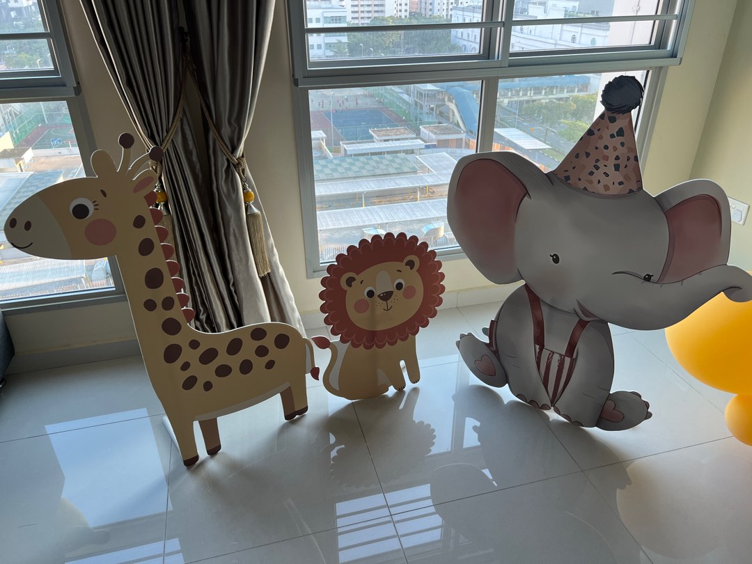 Safari Animals Standee, Hobbies & Toys, Occasions & Party Supplies on ...