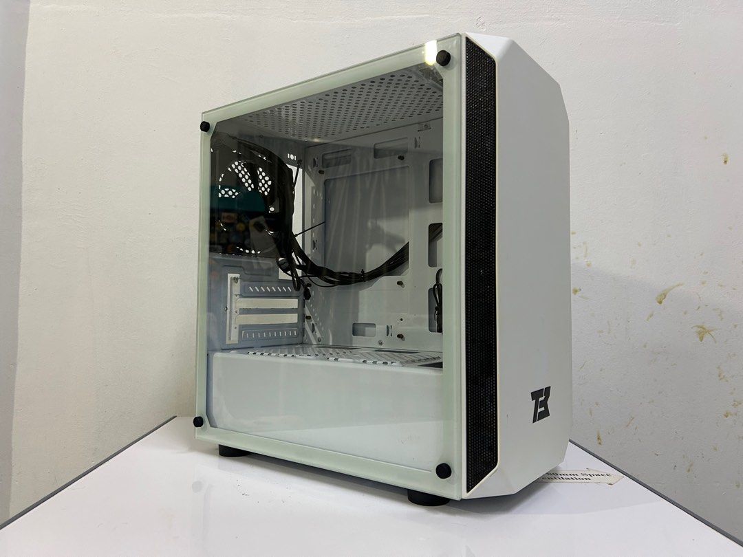 Tecware Nova M Mid Tower Pc Case- White (Used), Computers & Tech, Parts ...