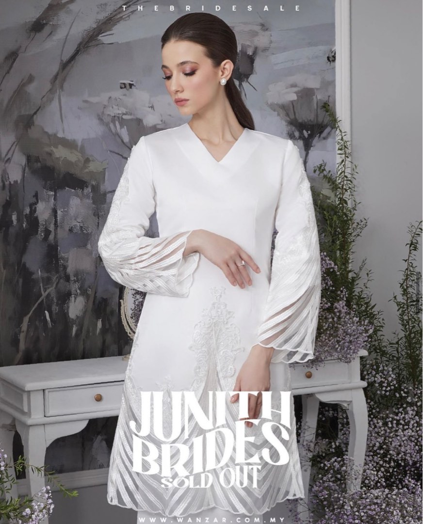 Baju Kurung for Nikah. Wanzar (bride series), Women's Fashion, Muslimah ...