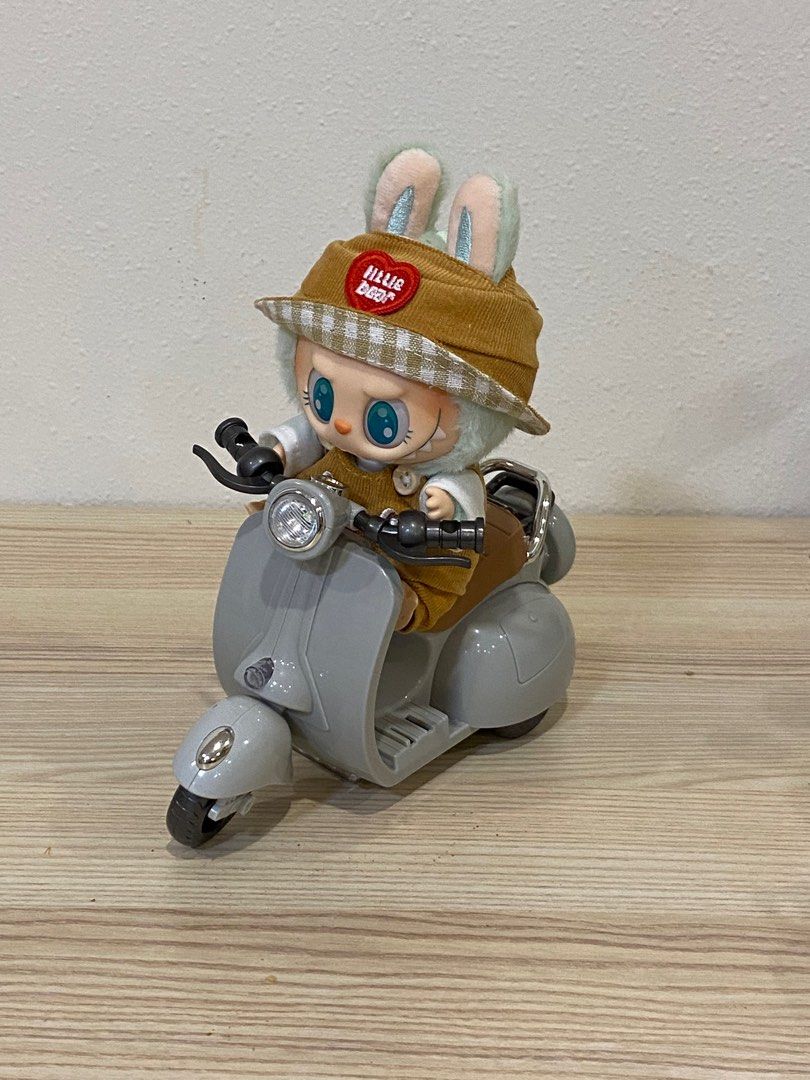 $18 Battery Operated Scooter for Labubu, Hobbies & Toys, Toys & Games ...
