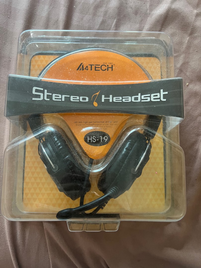 A4Tech HS-19 Headset, Audio, Headphones & Headsets on Carousell