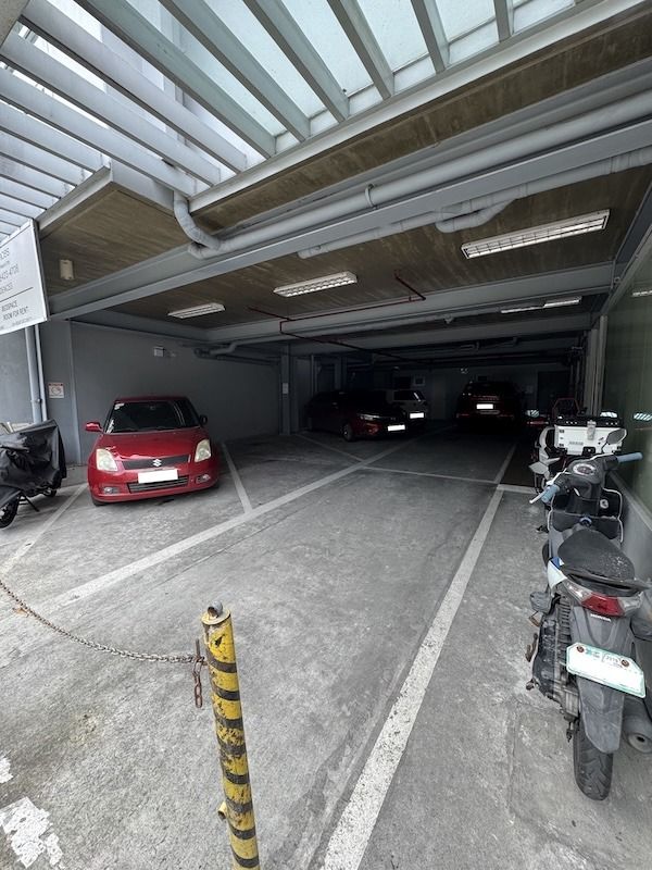 Banuyo Building in San Antonio Village Makati City, Property, For Sale ...