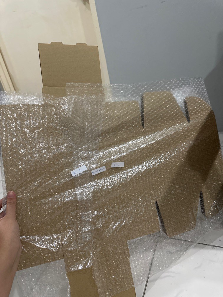 Carton box, Hobbies & Toys, Stationery & Craft, Other Stationery ...