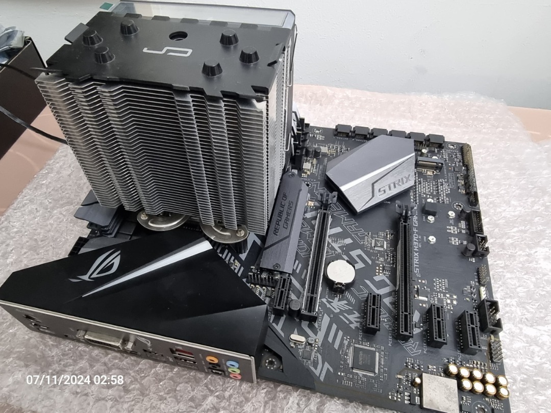 (COMBO) ASUS ROG STRIX H370-F GAMING (ATX) LGA1151 + INTEL I5 9400F ...