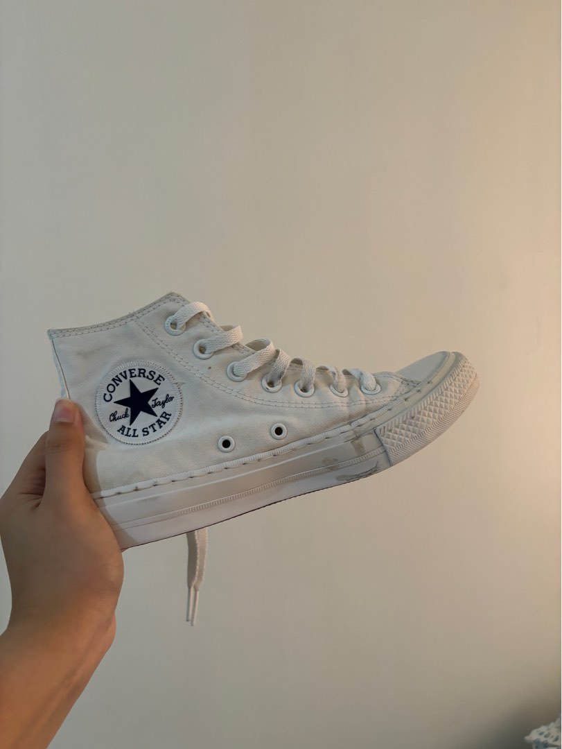 Converse Lunarlon White, Women's Fashion, Footwear, Sneakers on Carousell